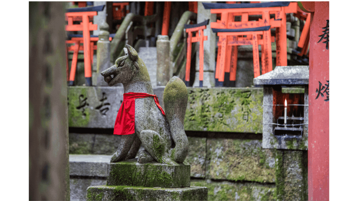 Inari Foxes｜Complete Guide to Fox Statues & Shrine Symbolism