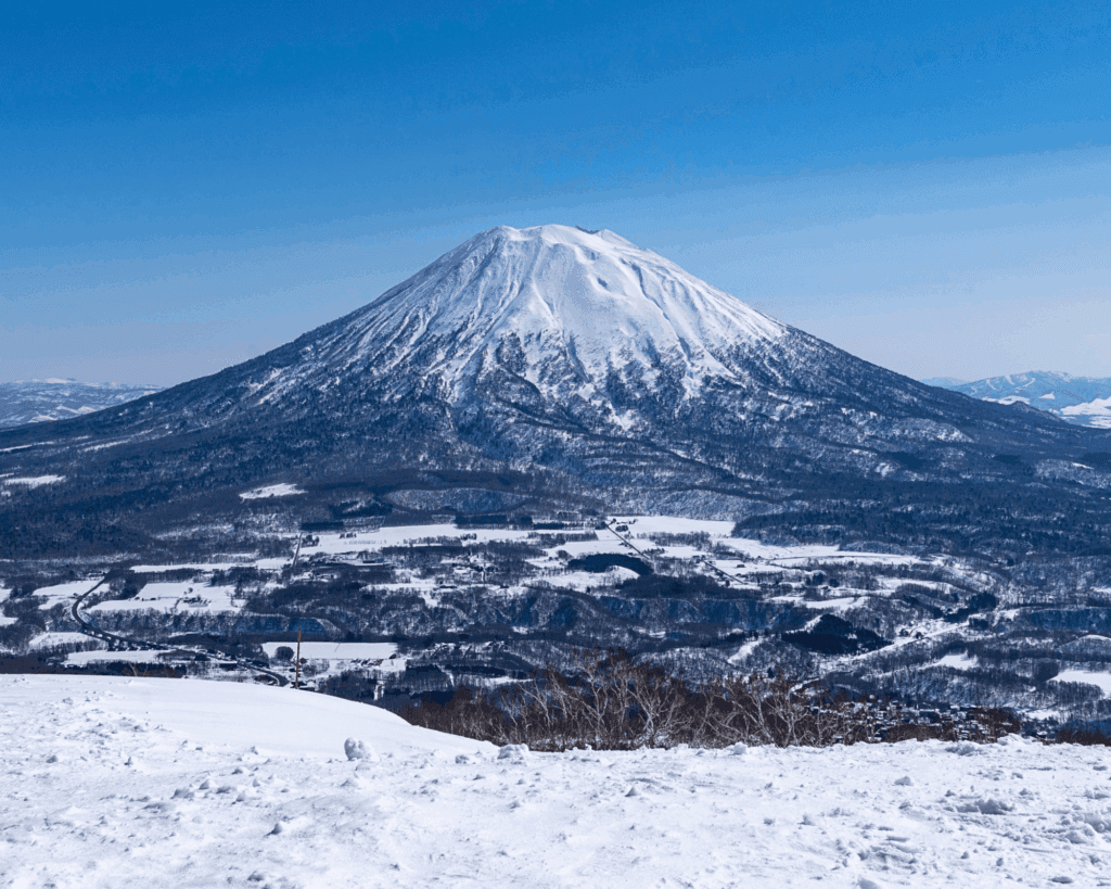 Japan Snow: A Complete Travel Guide to the Best Places & Best Time